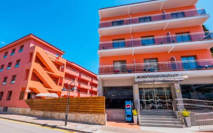 Gallery Tossa Beach Hotel in Costa Brava, Tossa del Mar. OFFICIAL WEBSITE.