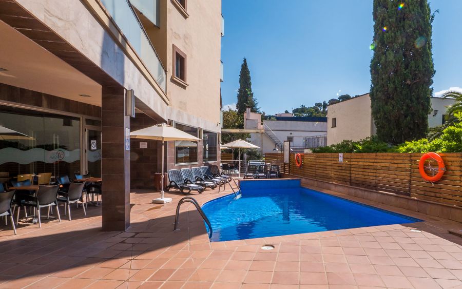 Galería Hotel Tossa Beach en Costa Brava, Tossa de Mar. WEB OFICIAL.