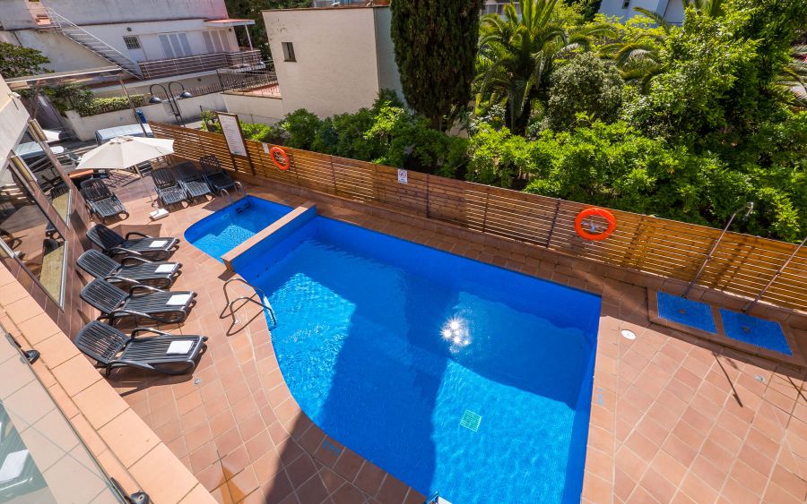 Gallery Tossa Beach Hotel in Costa Brava, Tossa del Mar. OFFICIAL WEBSITE.